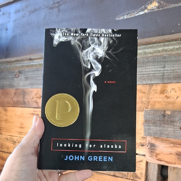 paperback | Accents | Looking For Alaska By John Green | Poshmark